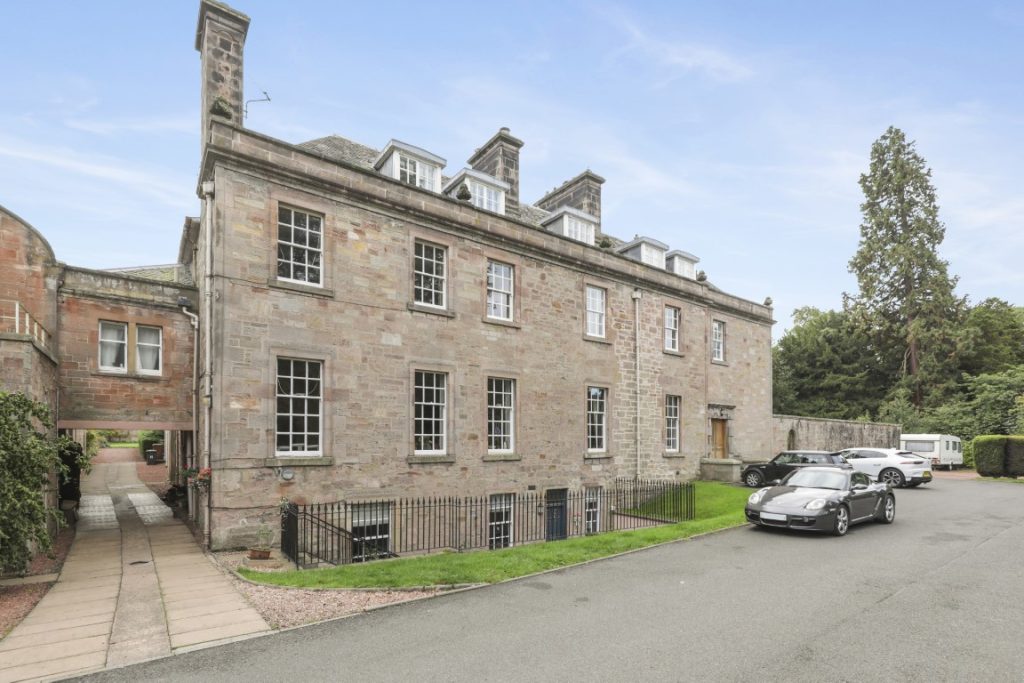 12 Midfield House, Lasswade, EH18 1ED – CP Property